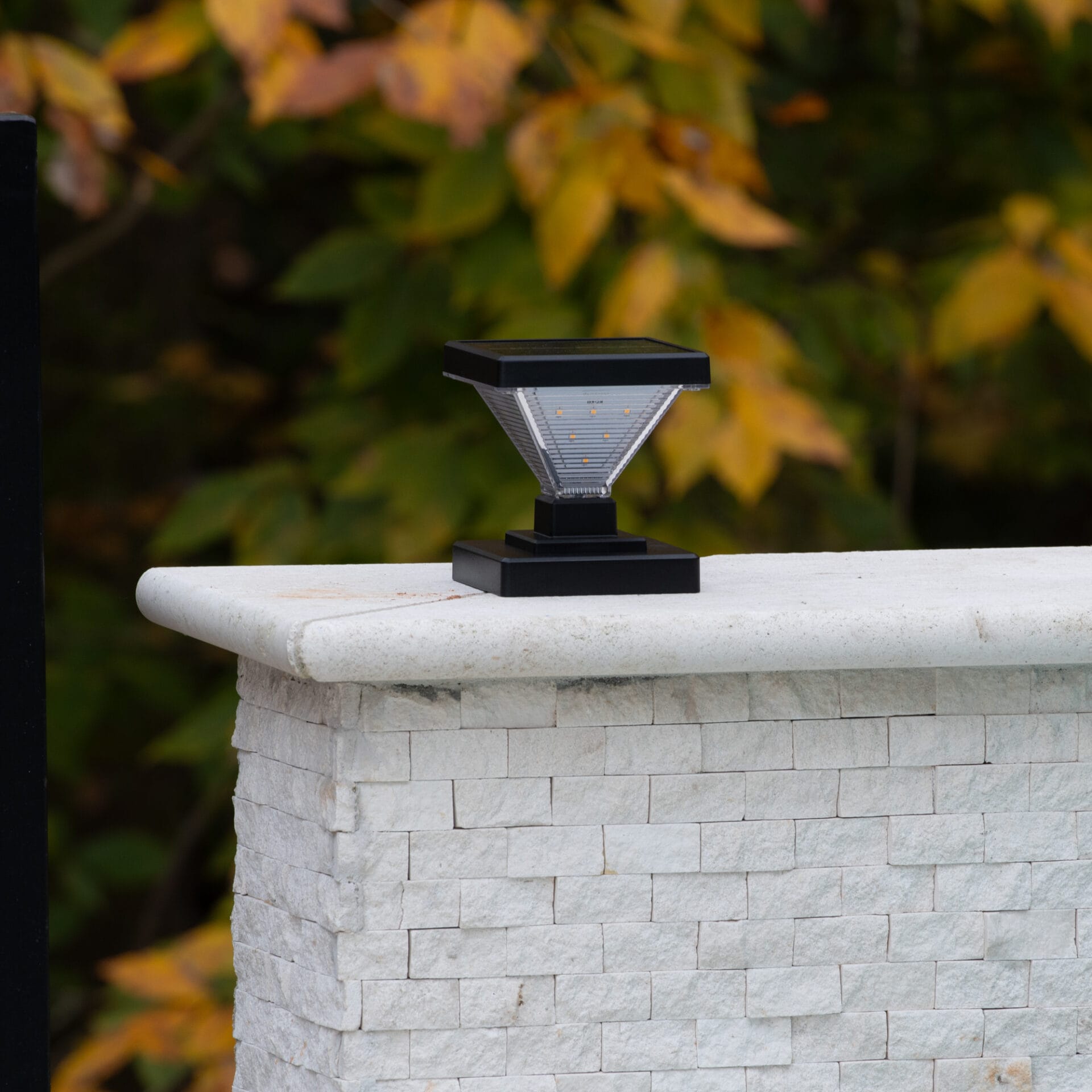 Luxor Solar Post Cap Light – 2 PK - Gamasonic USA