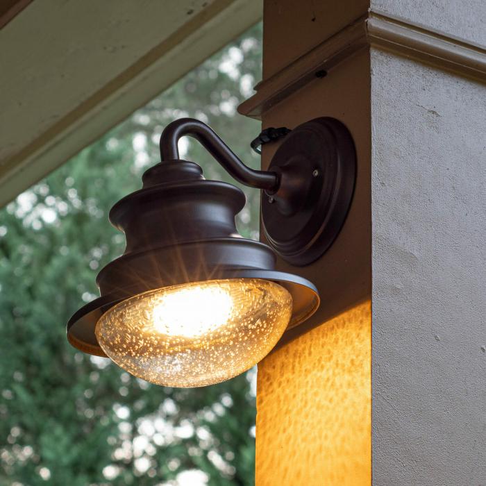 Solar Barn Light - Gamasonic USA