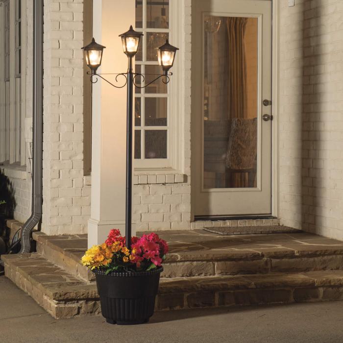 Triple Head Solar Lamp and Post Set with Round Planter - Gamasonic USA